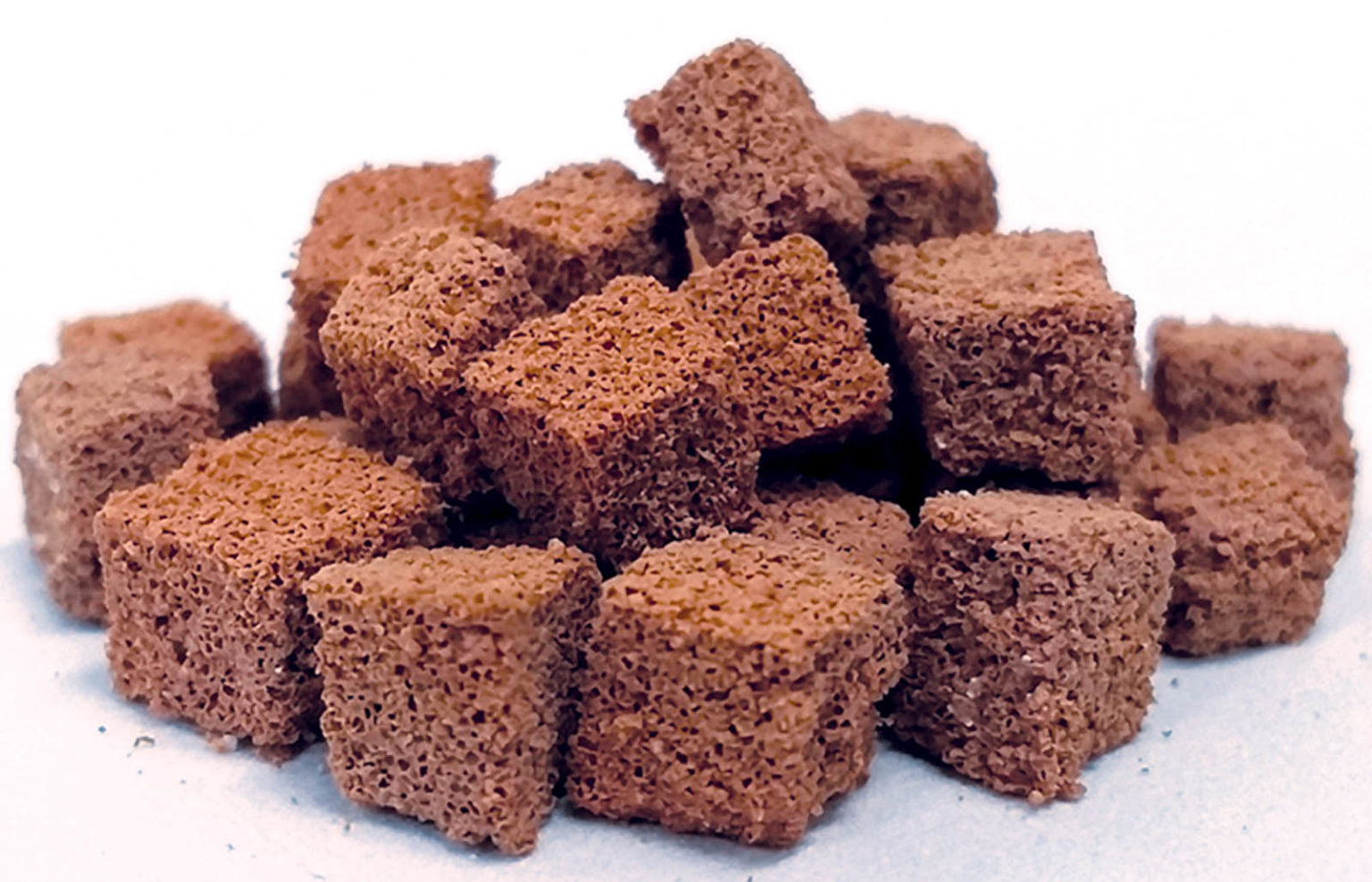 Sponge-like polymers for oil spills - Specialty Fabrics Review