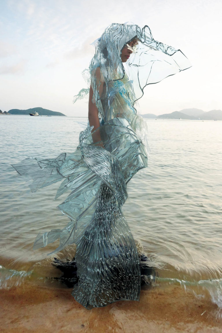 Designer creates a decomposing dress from algae - Specialty Fabrics Review